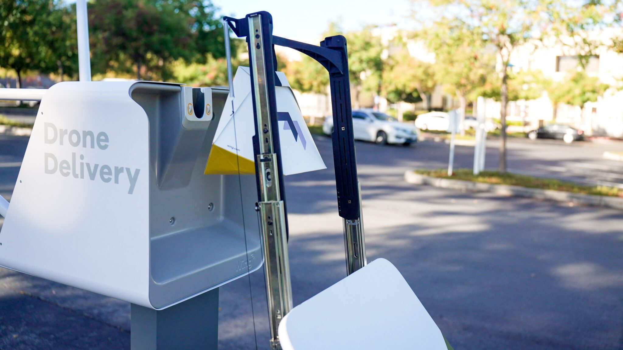 Robot-drone delivery cooperation Wing Serve Robotics - DRONELIFE